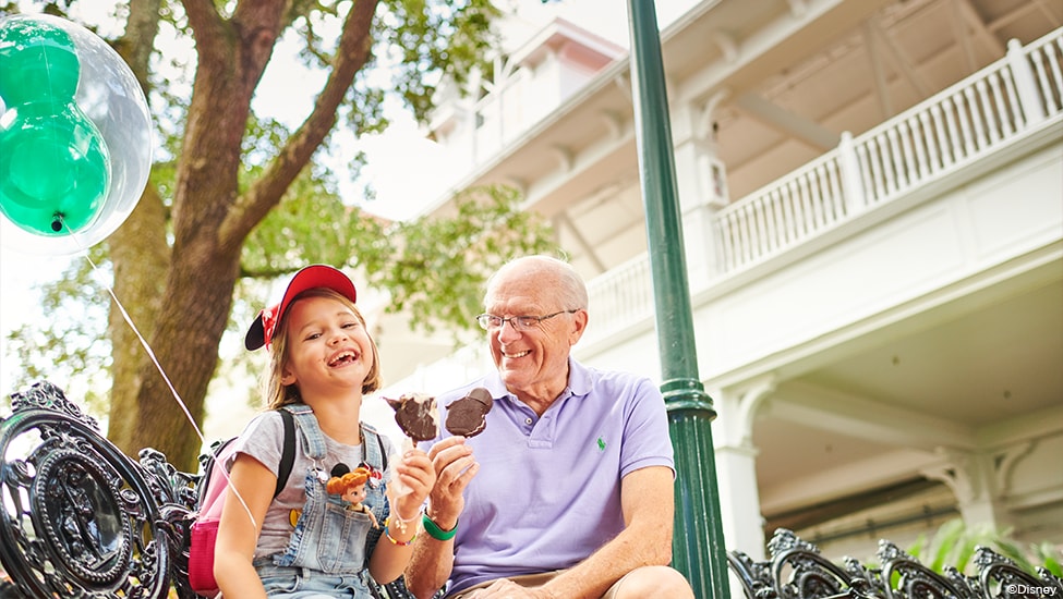 10 Ways to Celebrate Your Teacher’s Retirement at Disney Parks | Disney ...